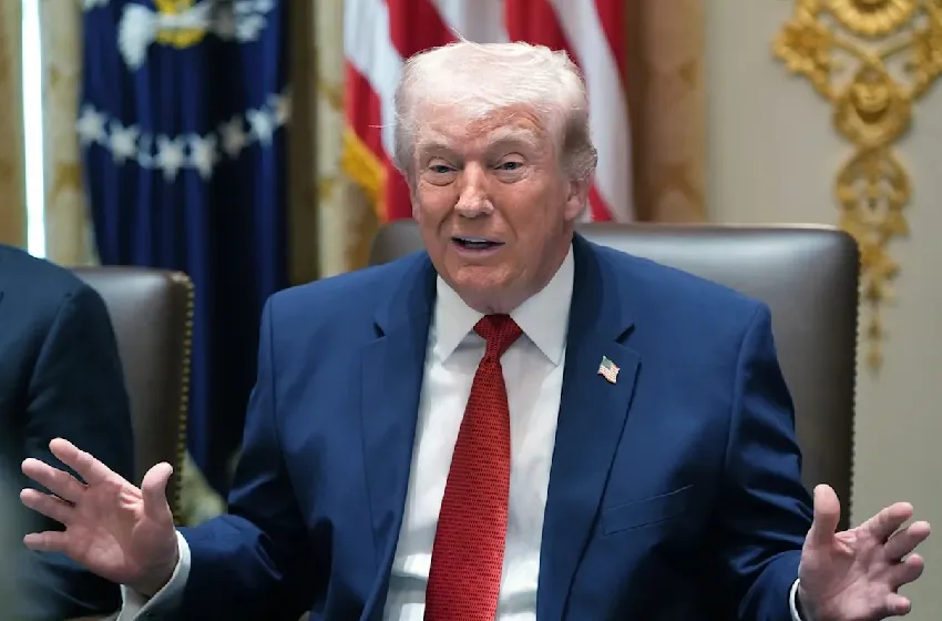 Le président Trump évoque la possibilité d'une reprise des discussions ...